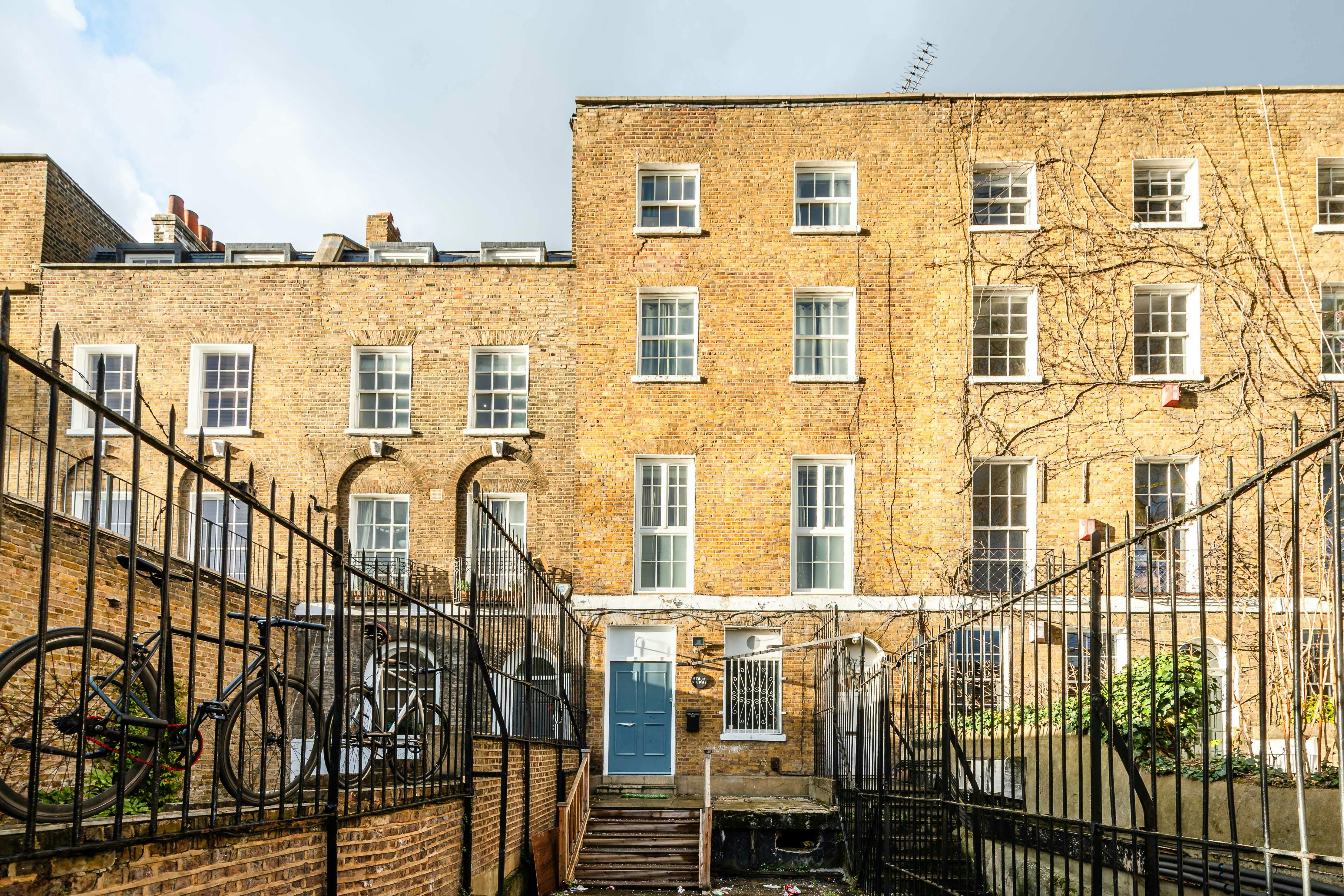 237 Hackney Road, London, E2 8NA Hoxton - Tarn & Tarn