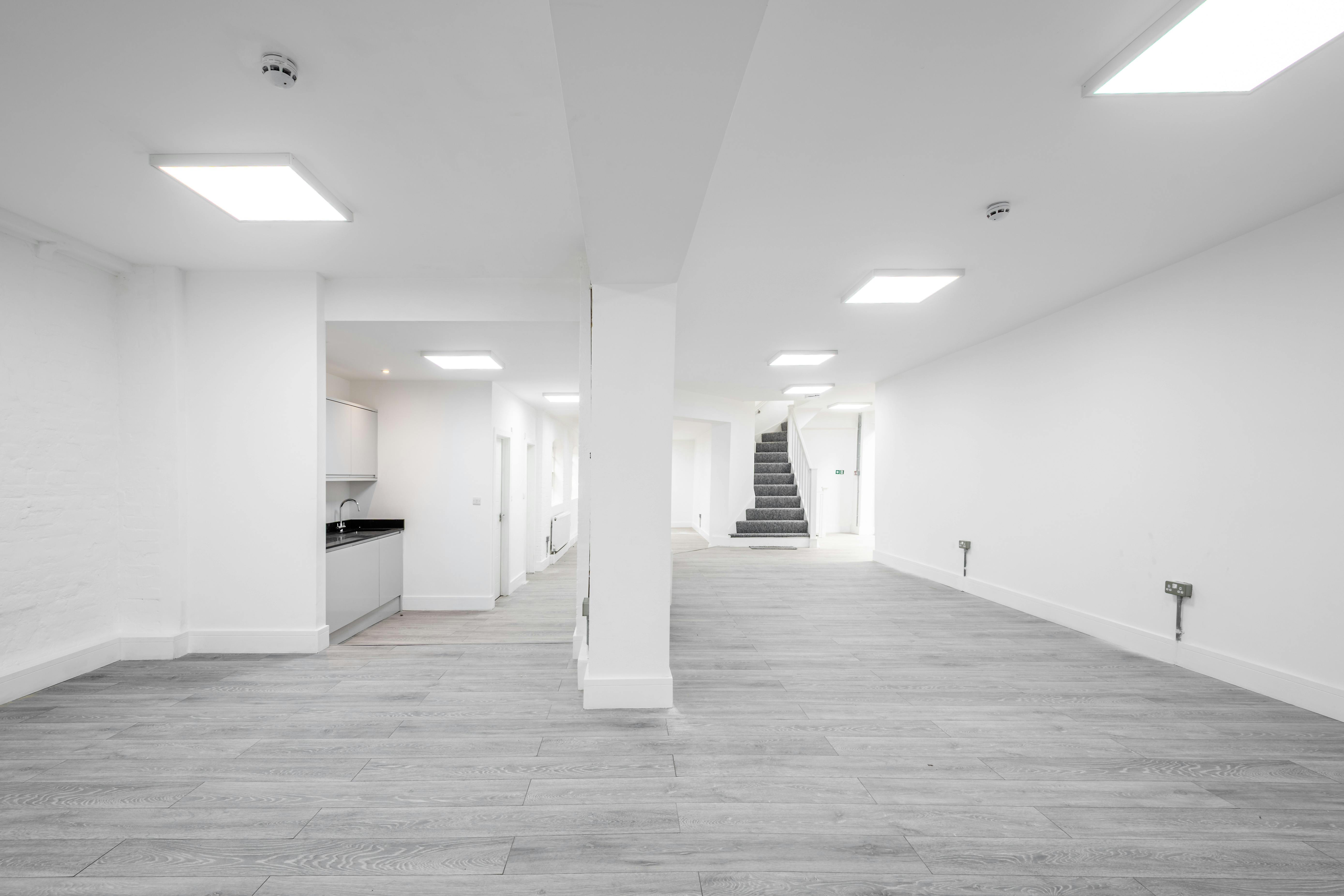 Commercial - Tarn & Tarn